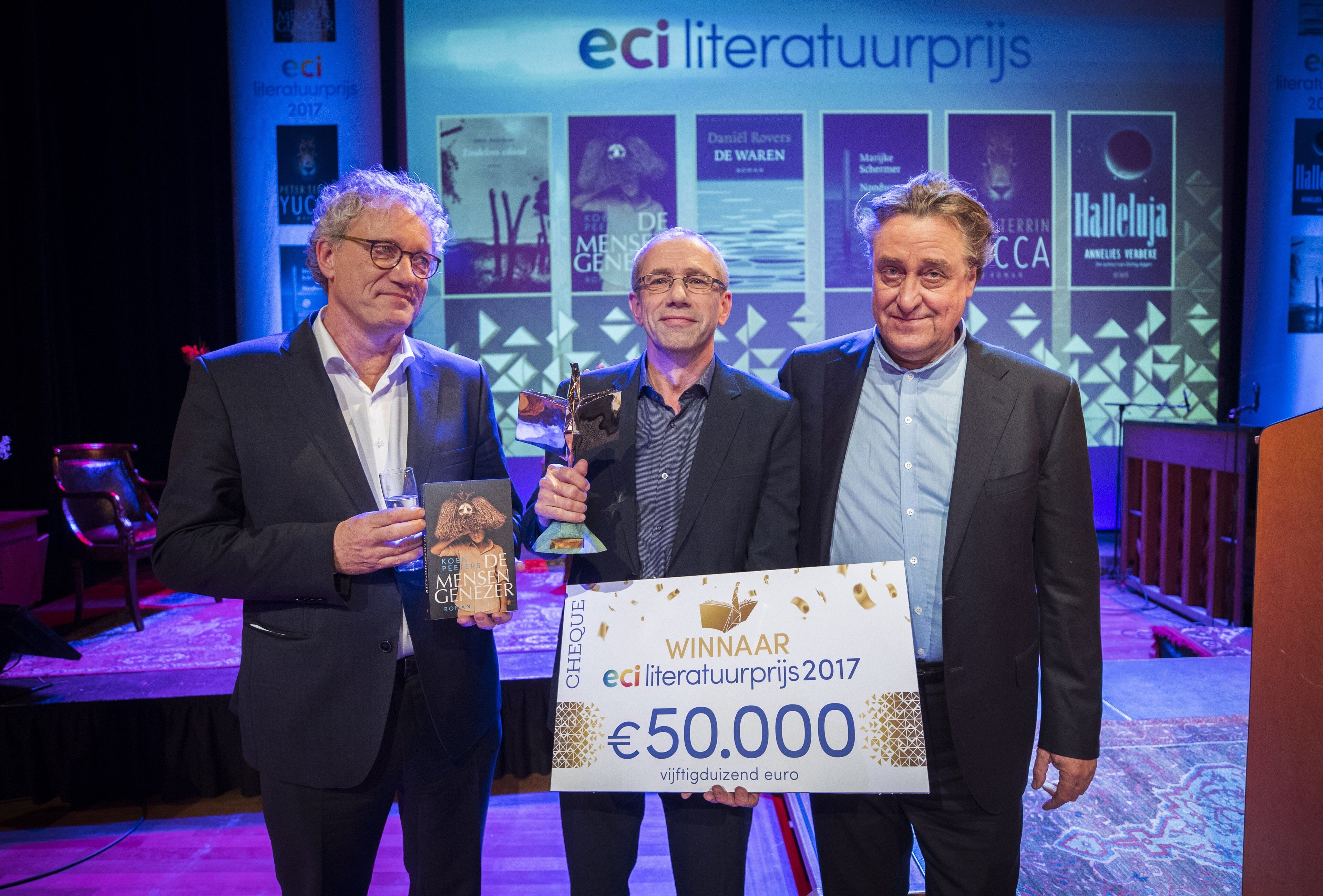 Koen Peeters wint ECI-literatuurprijs voor "De mensengenezer" | VRT NWS: nieuws