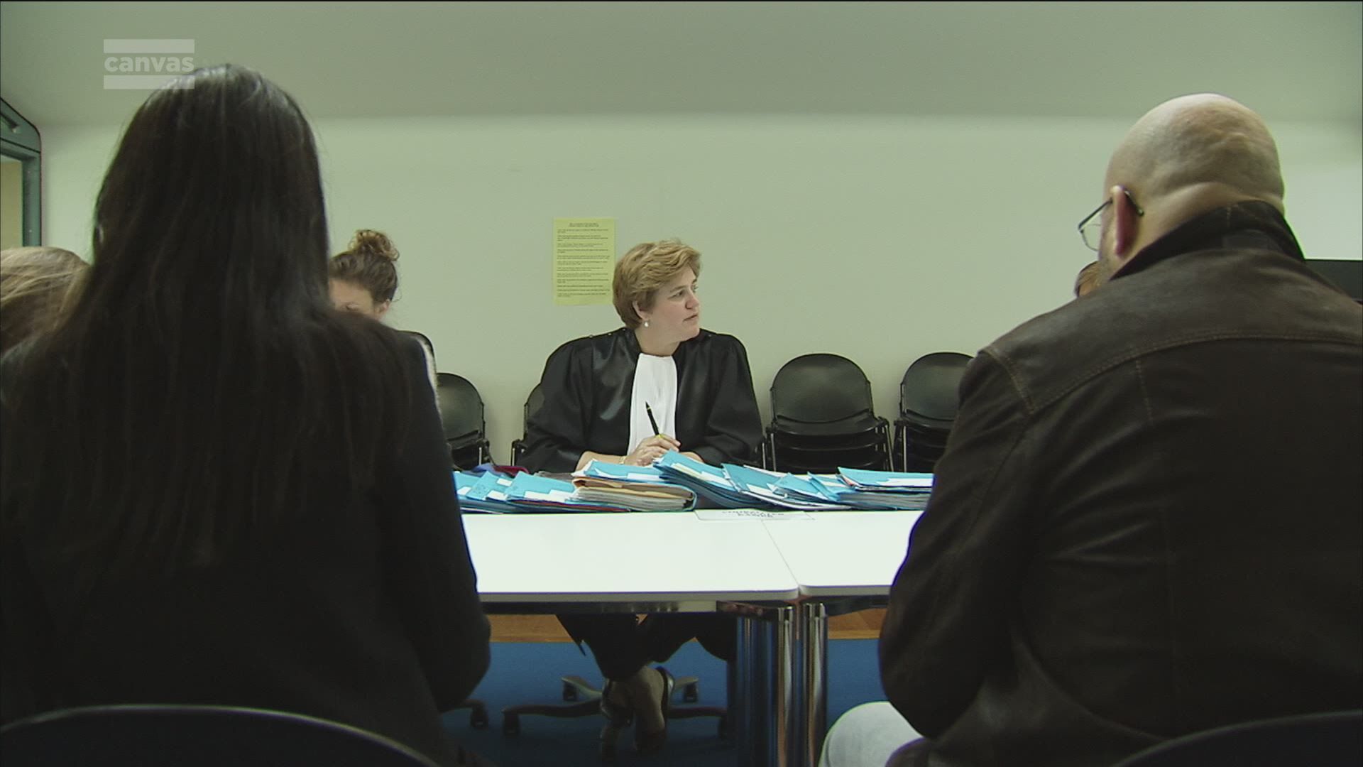 Kamer versterkt omgangsrecht tussen grootouders en kleinkinderen | VRT NWS: nieuws