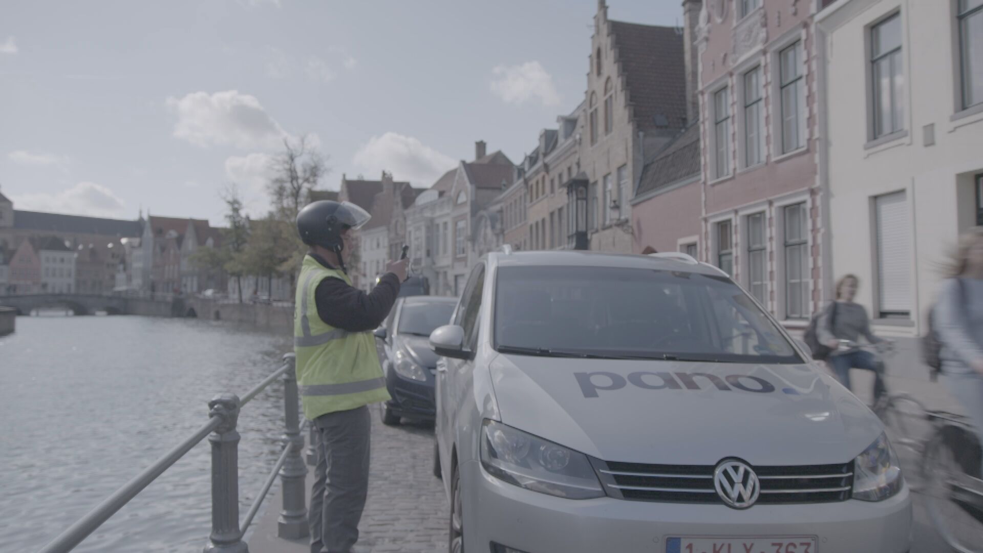 "Ik heb 15.000 parkeerbonnen nodig deze maand": "Pano" legt druk op ...
