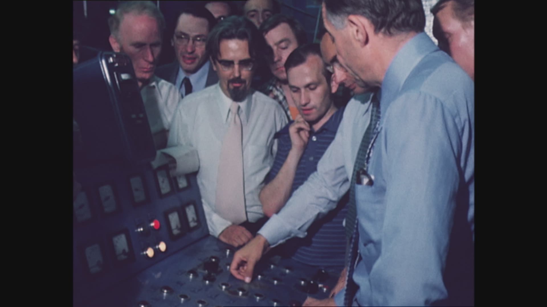 Journalistiek icoon Hugo de Ridder (86) overleden | VRT NWS: nieuws