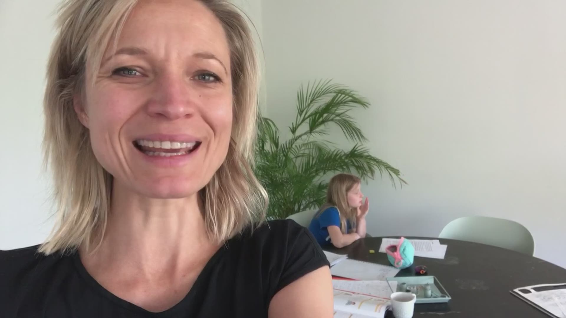 Achter de schermen met Goedele Wachters in coronatijden: kapster, juf ...