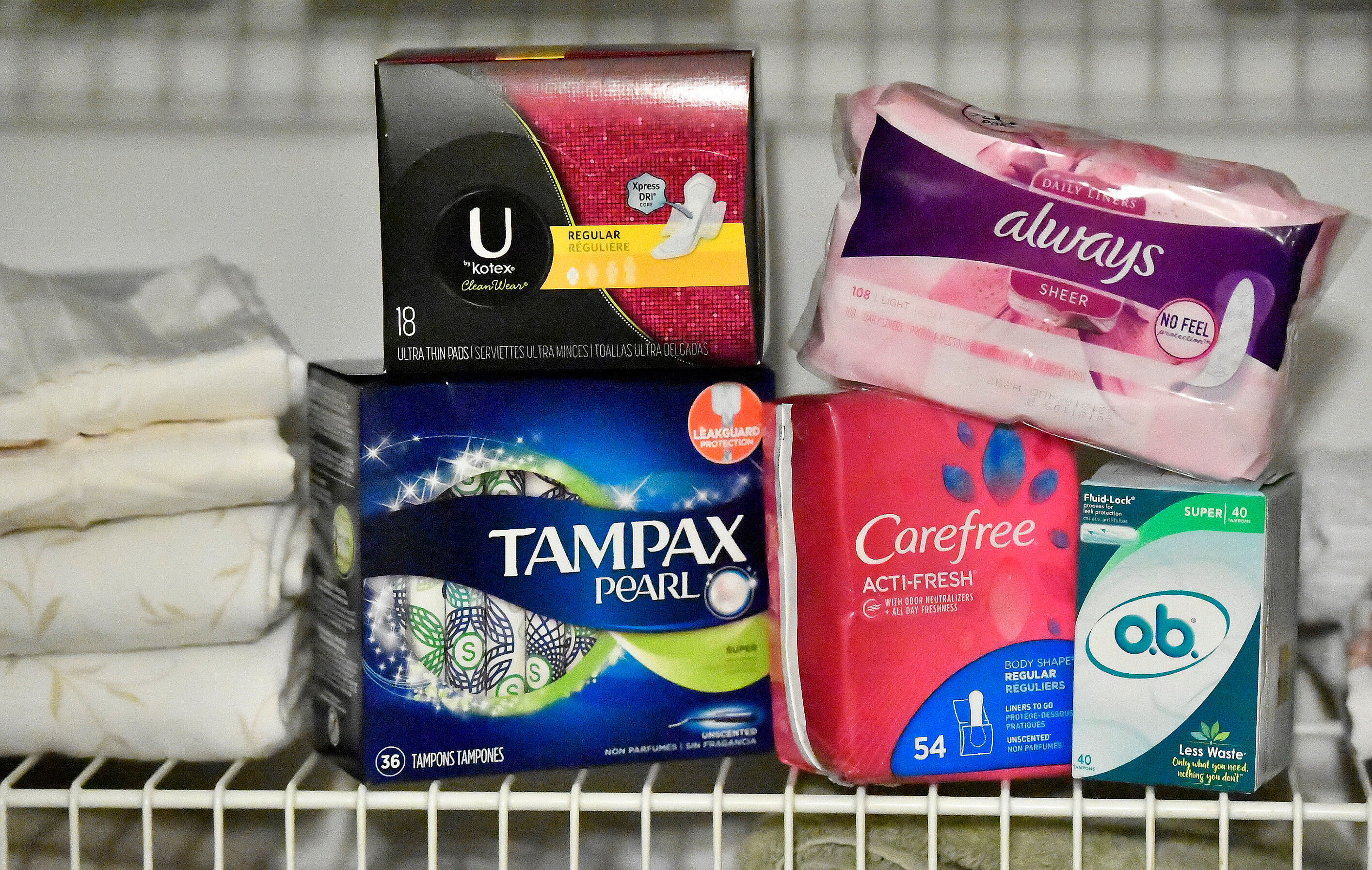 Schotland maakt als eerste land ter wereld tampons en maandverband ...