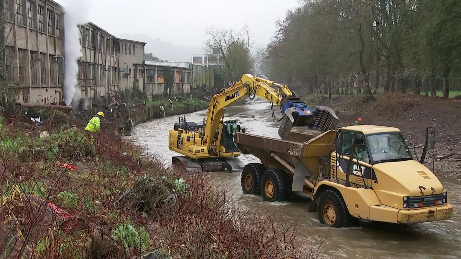BEKIJK - "We vinden nog altijd auto's onder het slib": hoe gaat het met ...