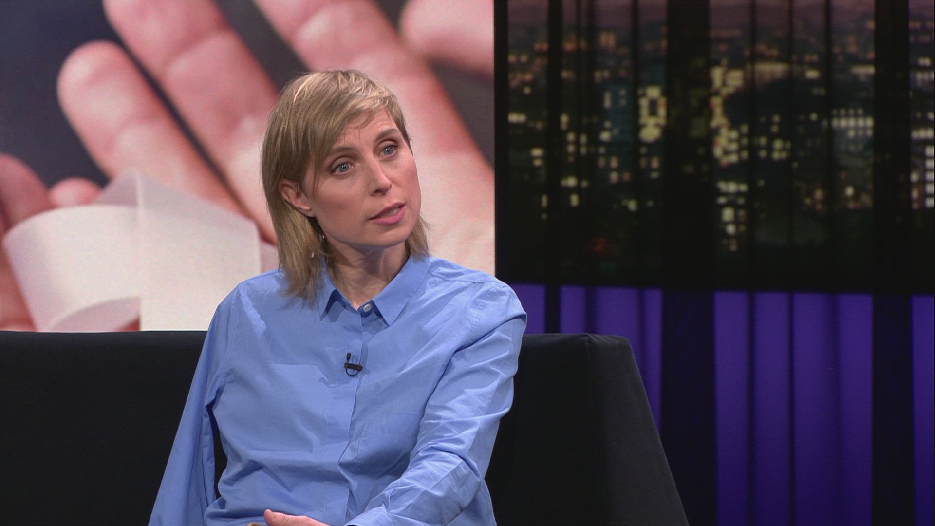 "Ik wil antwoorden geven": Freya Rowaert (43) leeft al 20 jaar met ...