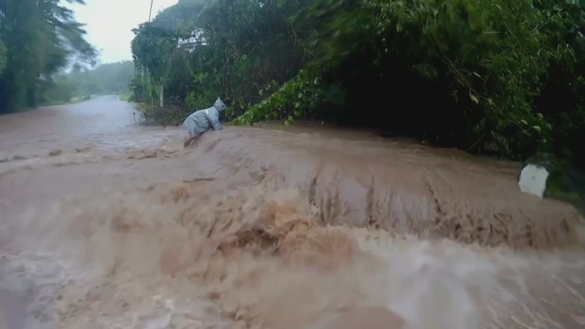 Al zeker 72 doden bij overstromingen in de Filipijnen, tropische storm ...