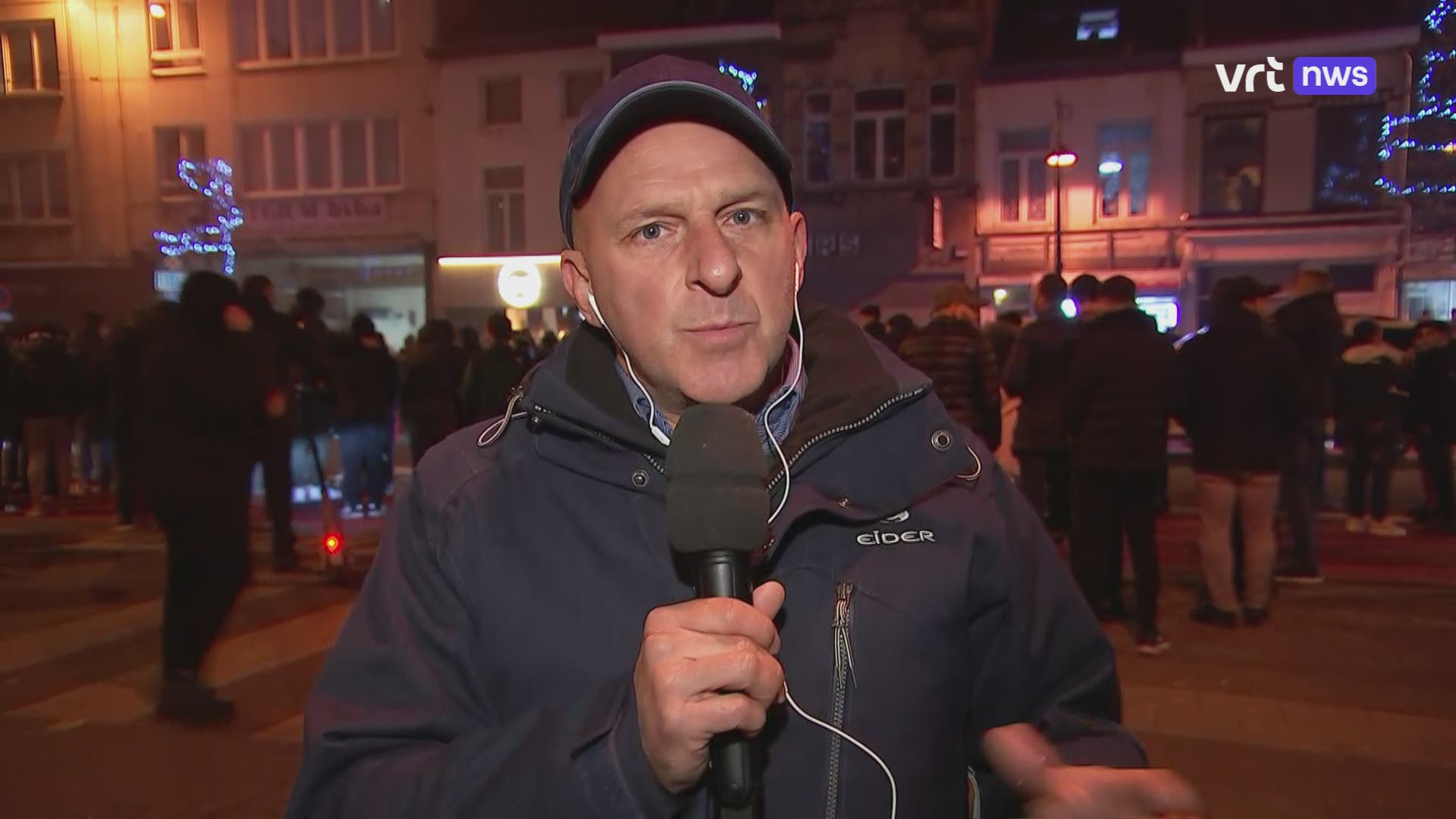 Honderden supporters van Marokko komen de straat op in Brussel en ... Honderden supporters van Marokko komen de straat op in Brussel en ...