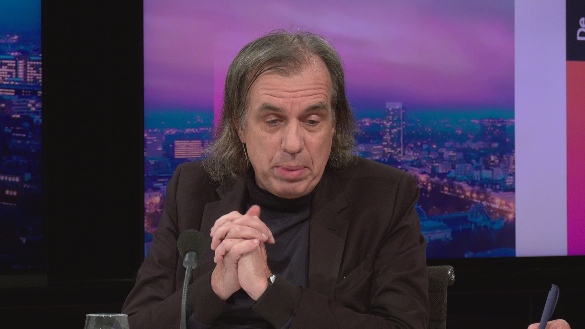 De vijf boeken van de week: Dirk De Wachter zoekt troost in zijn strijd ...