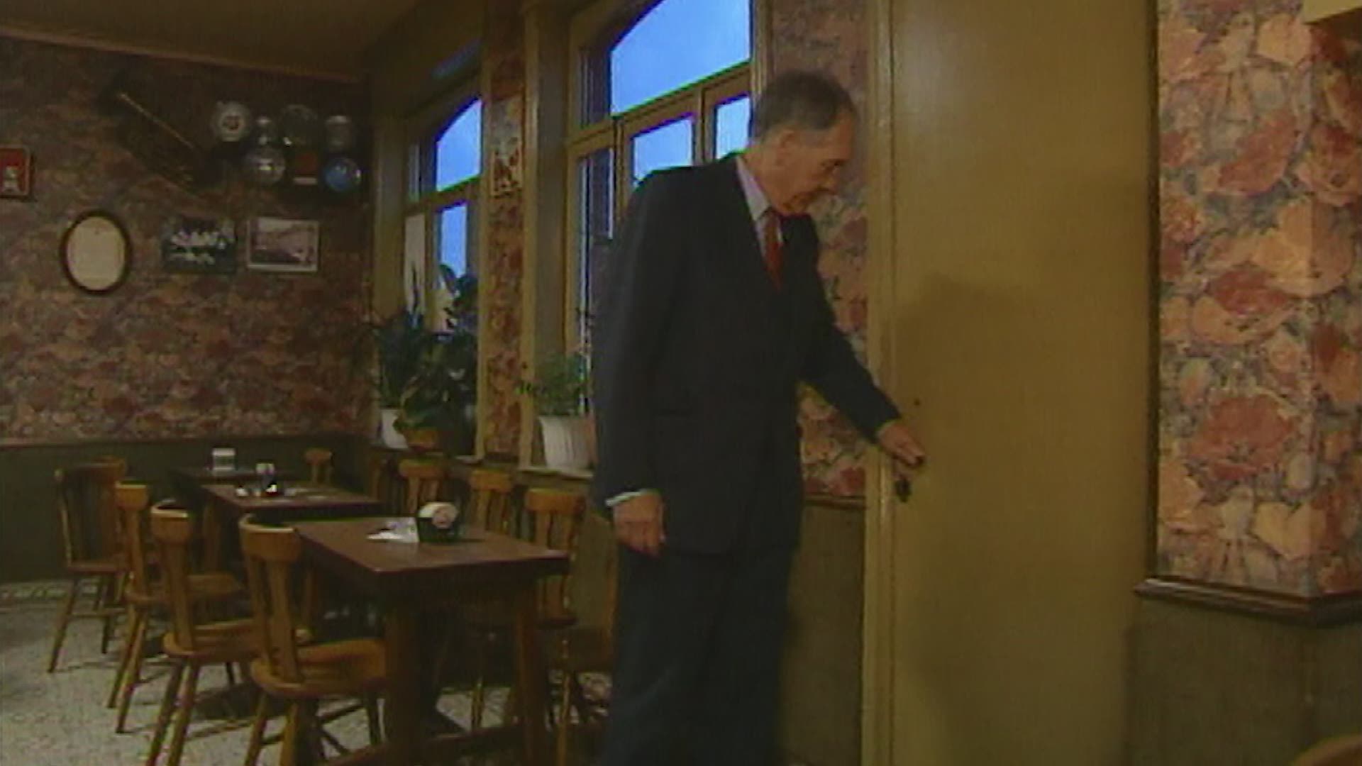 Graaf Raoul d'Udekem d'Acoz, oom van koningin Mathilde, is overleden ...