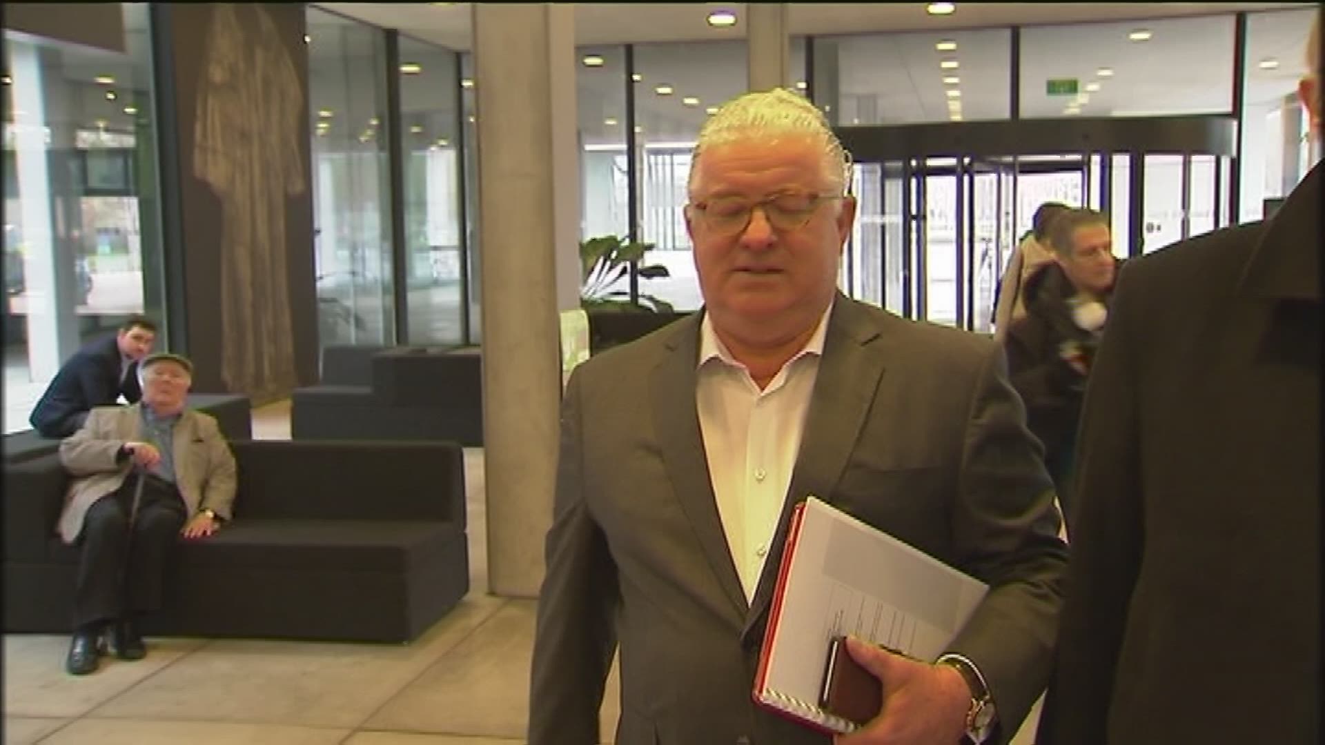 Affaire Optima : Jeroen Piqueur et l’ex-ministre Luc Van den Bossche ...