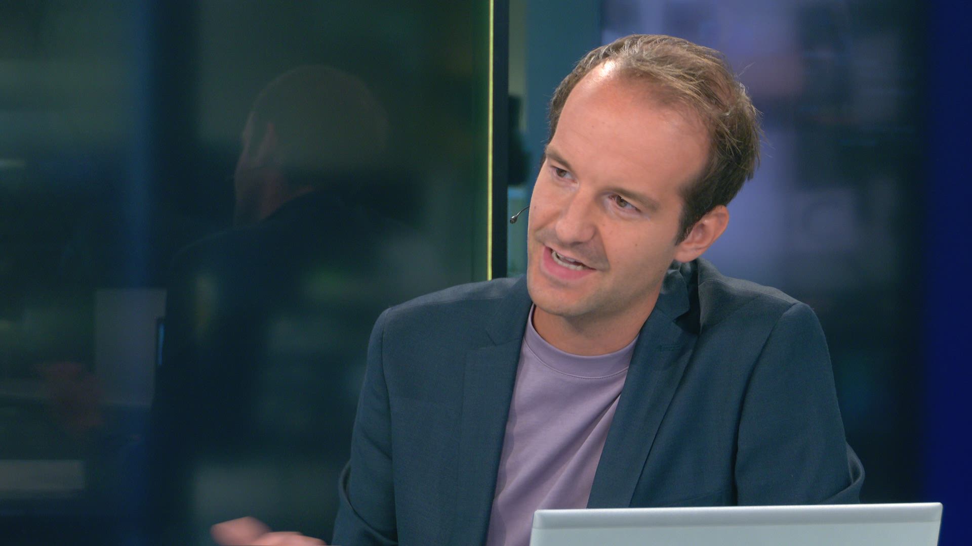 BBC-presentator die in opspraak is gebracht, krijgt een naam ...