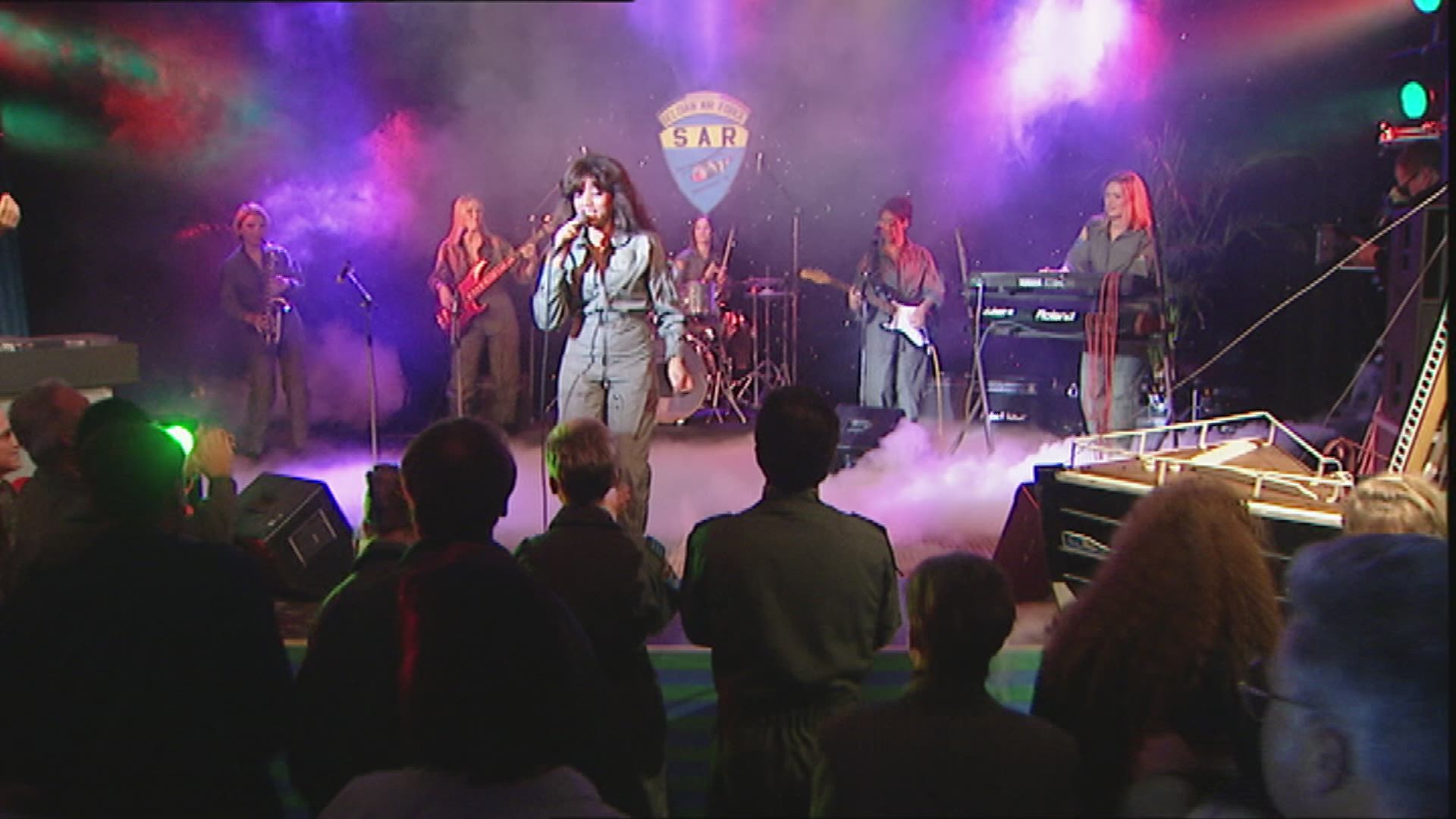 Régine Mosuse (49) overleden, drummer van Venus in Flames en zus van ...