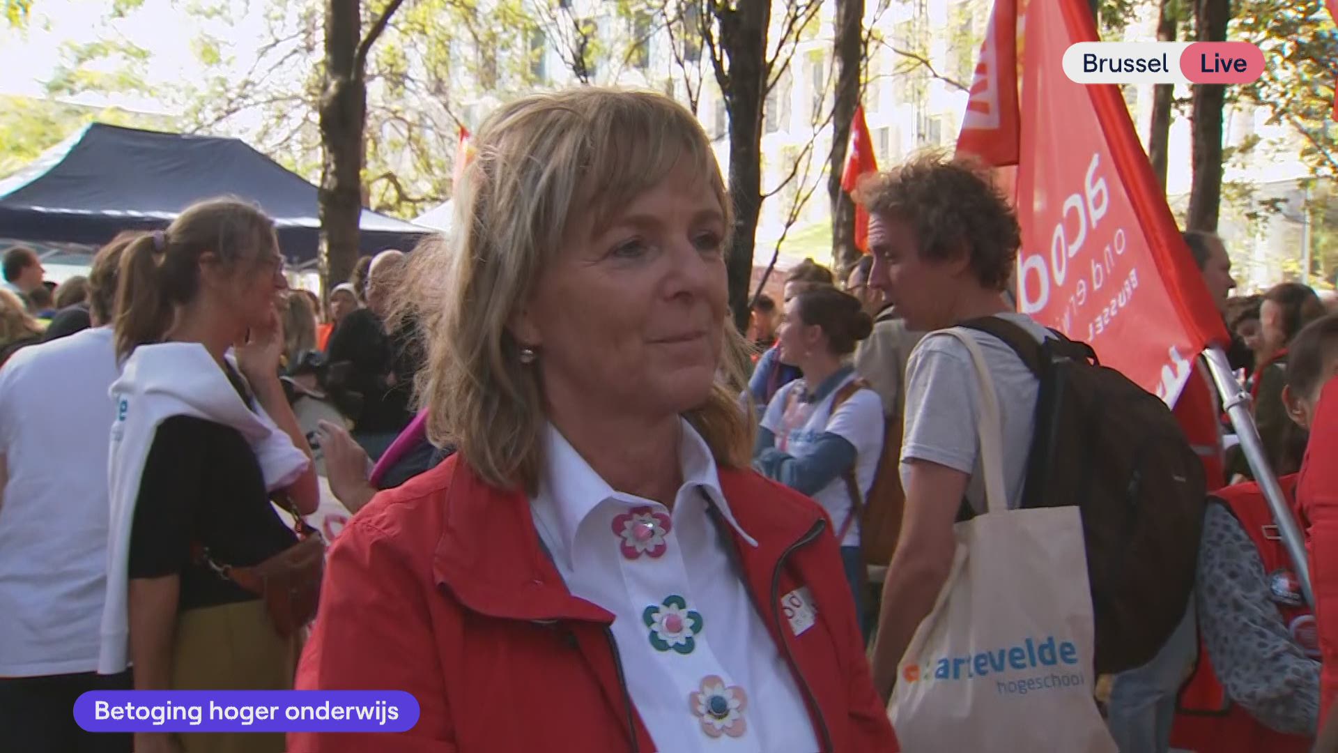 "Ons geld is op": 2.000 mensen betogen tegen besparingen hoger ...