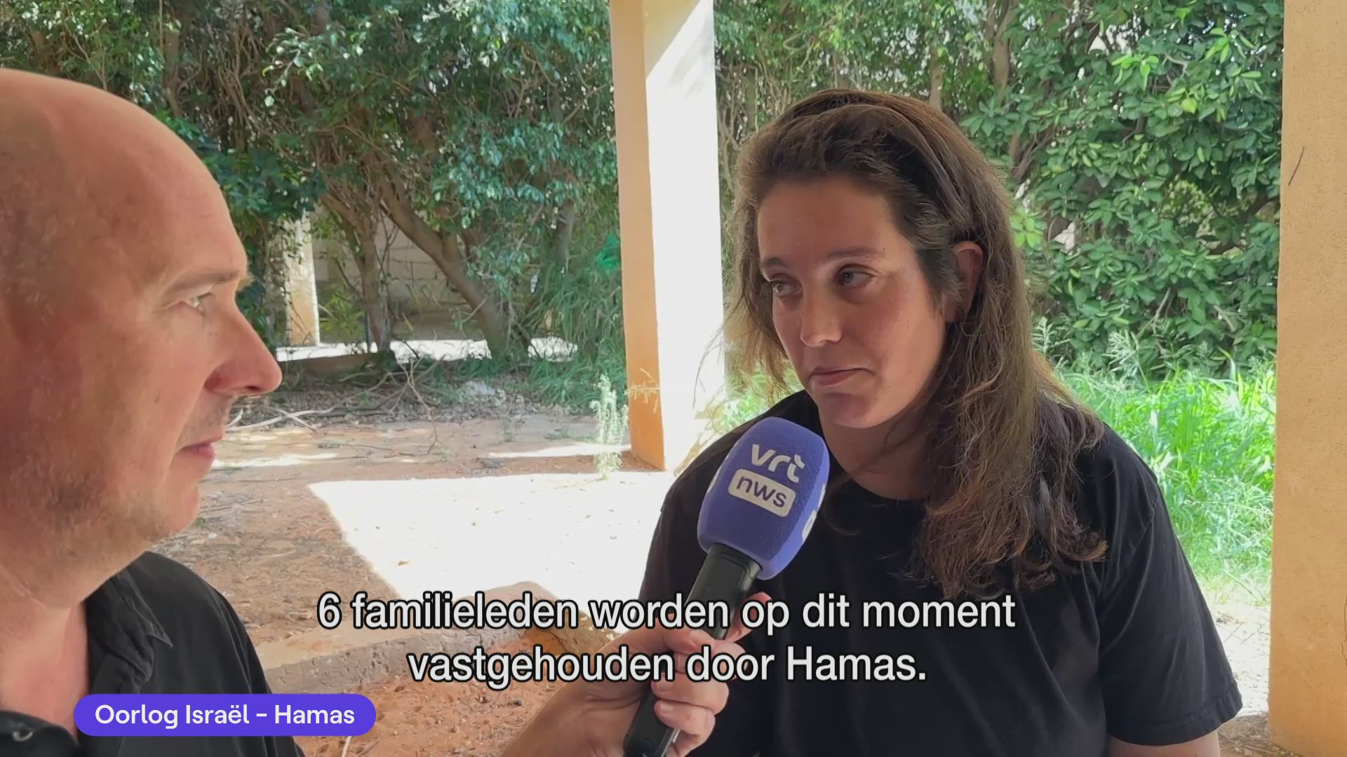 VRT NWS sprak met Israëlische vrouw van wie zes familieleden gegijzeld ...
