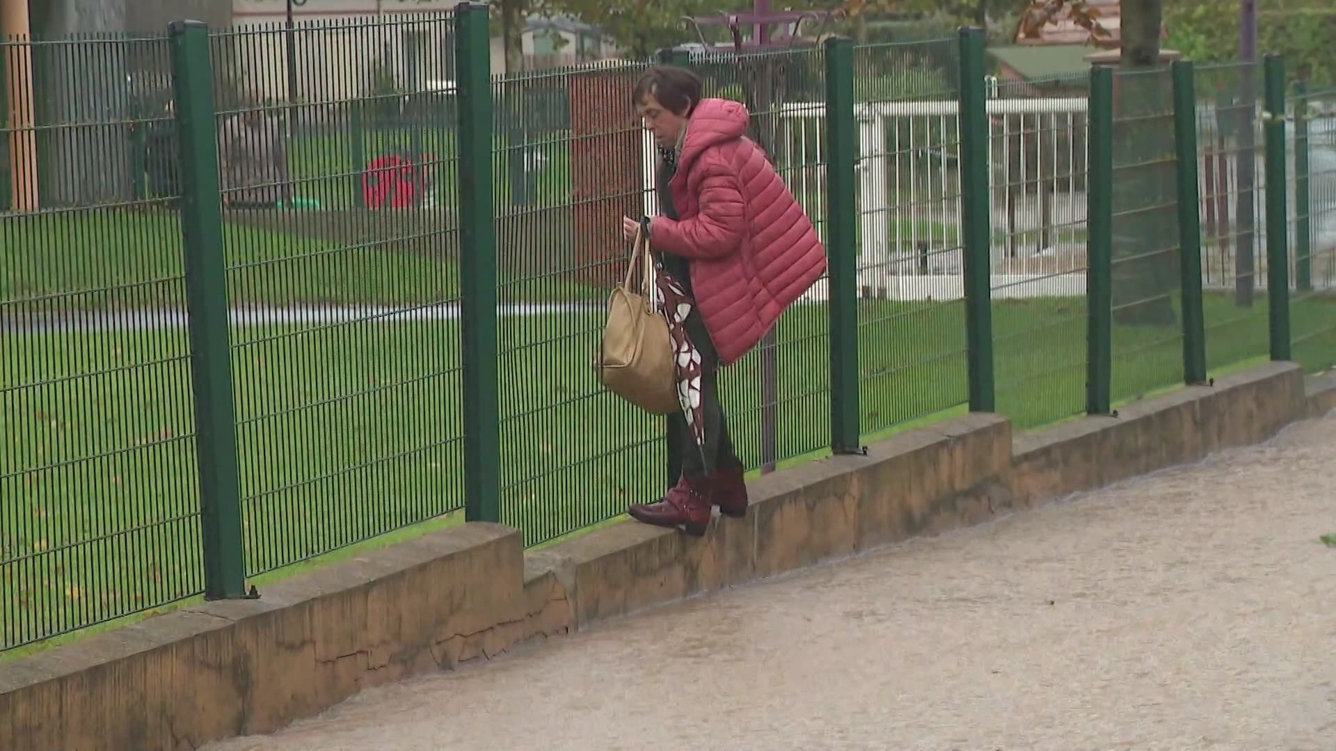 Opnieuw code rood in Frankrijk: "historische wateroverlast" in Pas-de ...