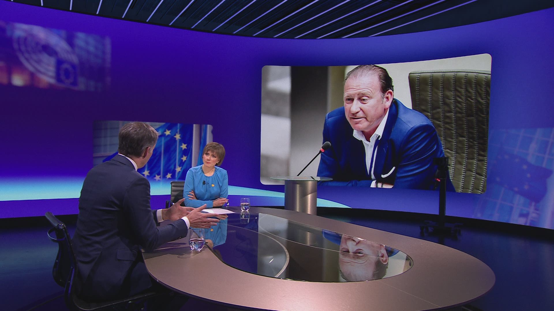 N-VA-voorzitter De Wever scheert Vlaams Belang-politici Filip Dewinter ...