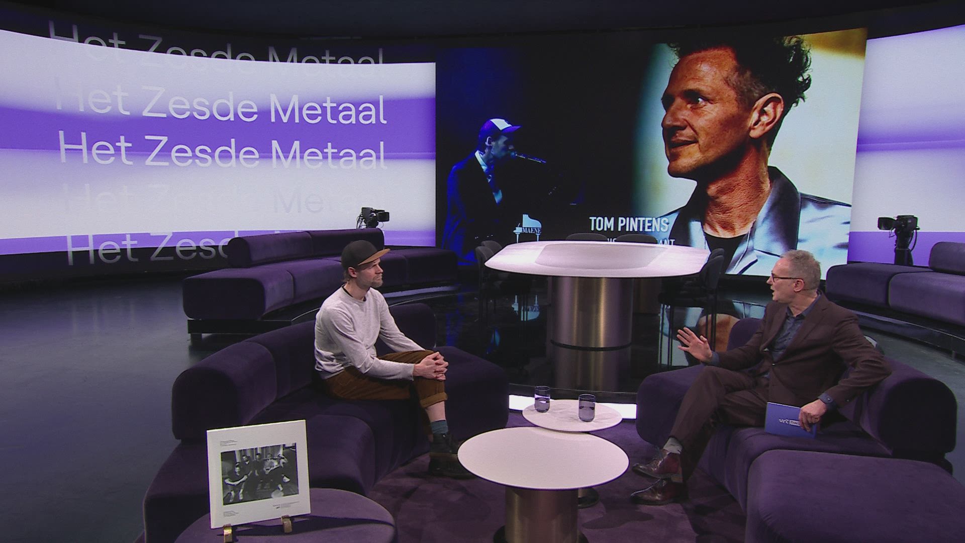 "Het langste jaar" voor Het Zesde Metaal is het laatste album met Tom ...