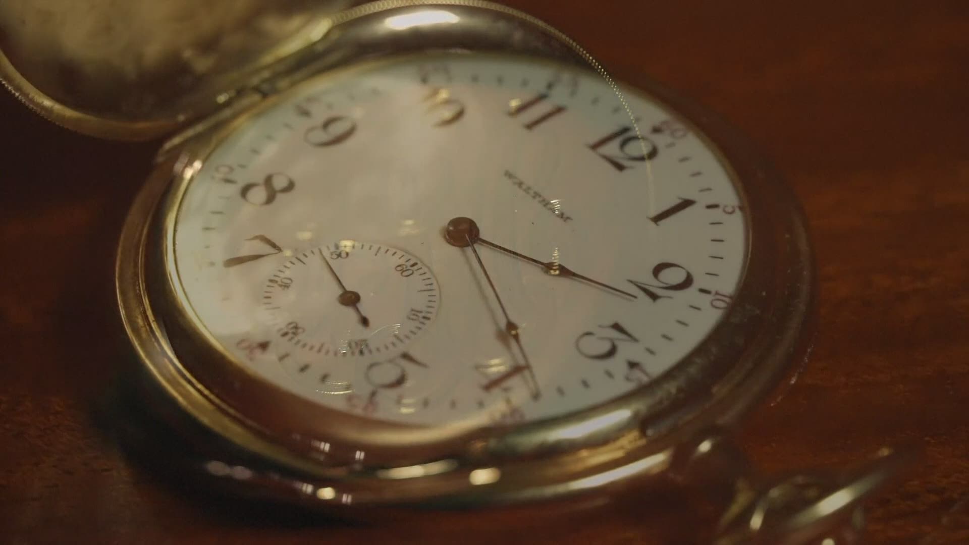 Gouden horloge van - naar verluidt - rijkste man op Titanic geveild ...