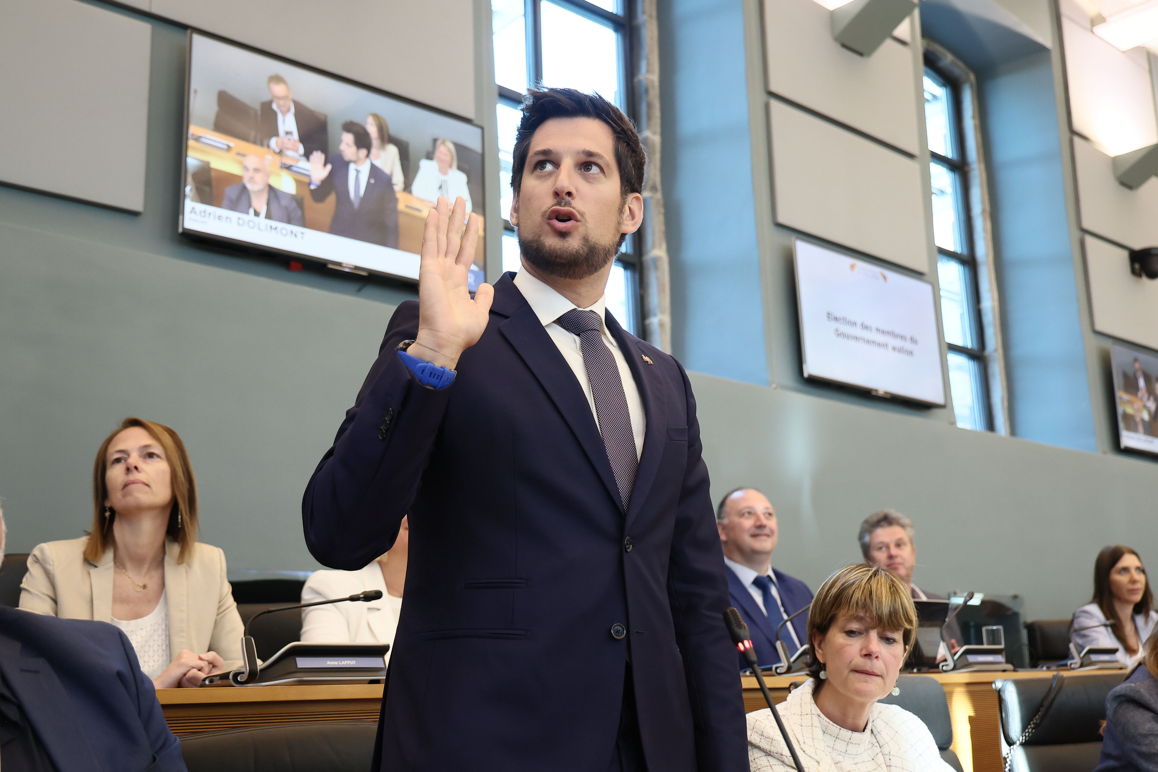Dit zijn de ministers van de Franse gemeenschap en het Waalse gewest ...