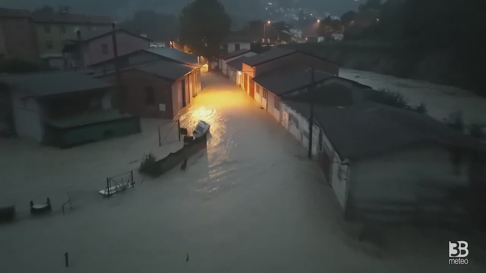Cycloon Boris treft nu ook delen van Italië: 1.000 mensen geëvacueerd ...