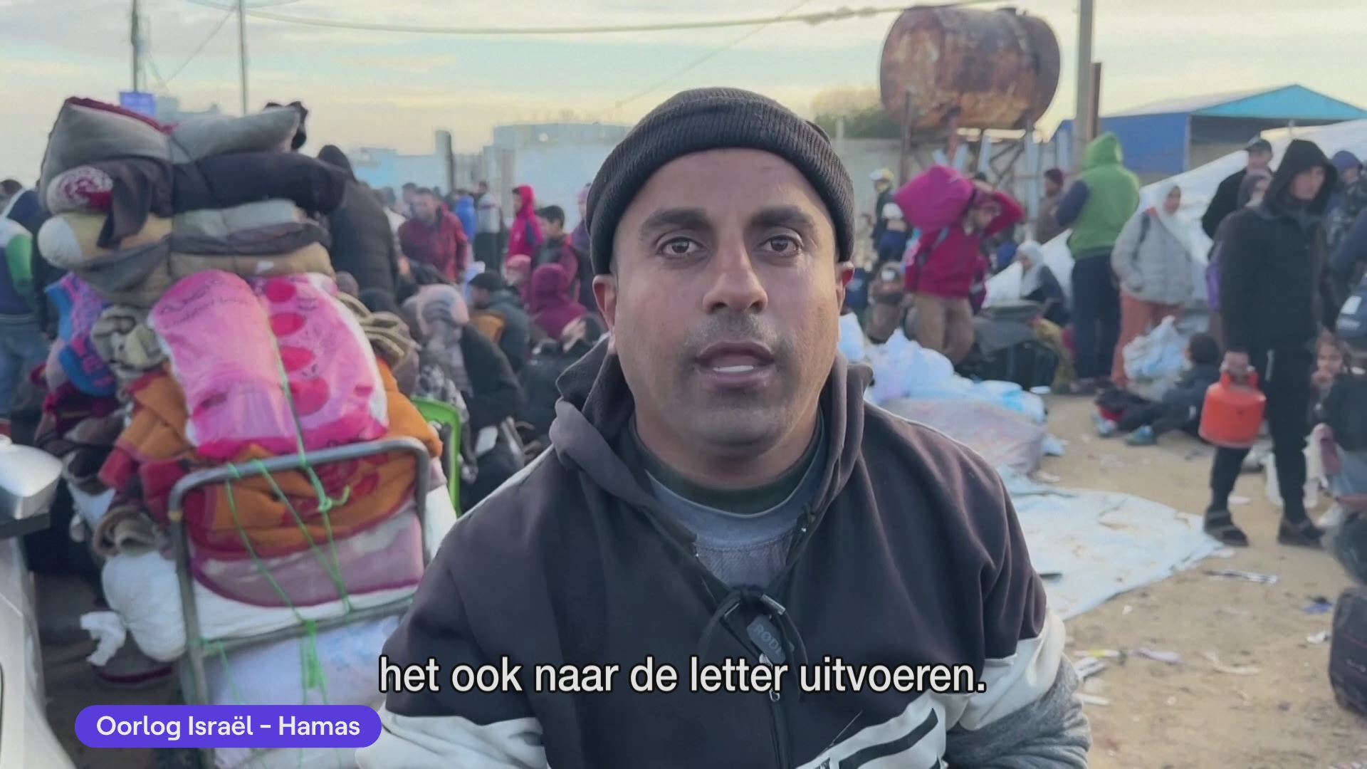 Tienduizenden Palestijnen troepen samen aan grensovergang naar Noord ...