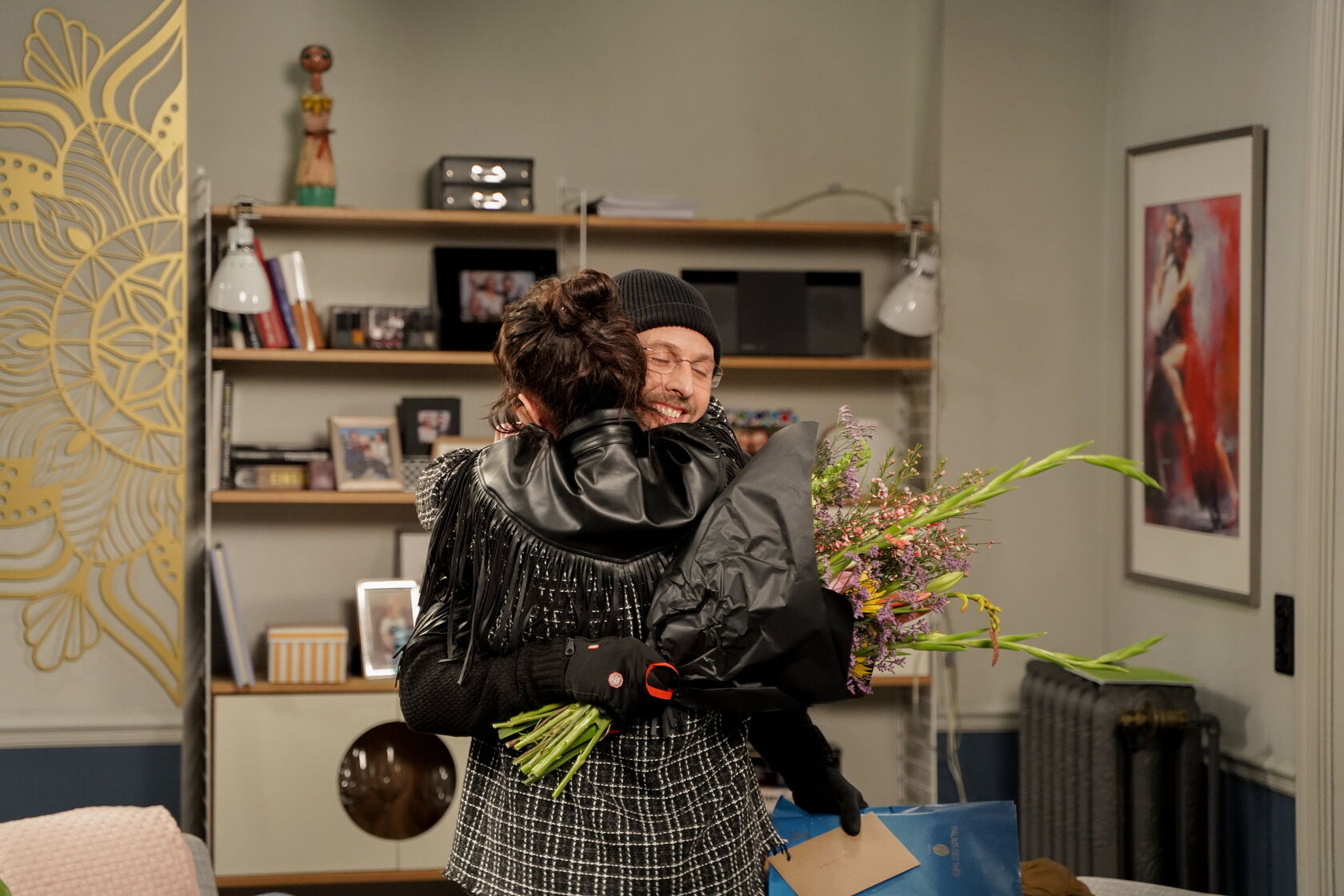 Thuis - The Godmother is back! Marianne is terug thuis | VRT MAX