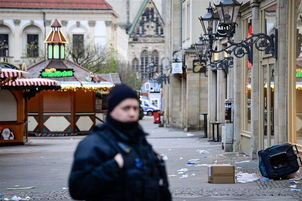 Bert Engelaar, de nieuwe algemeen secretaris van ABVV, treedt ...
