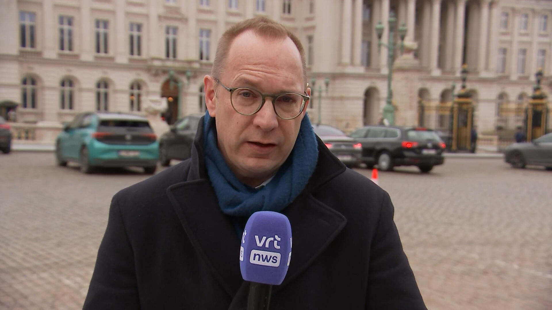 Helen Goedgebeur in Hoboken: "Brandweer is nog altijd massaal aanwezig ...