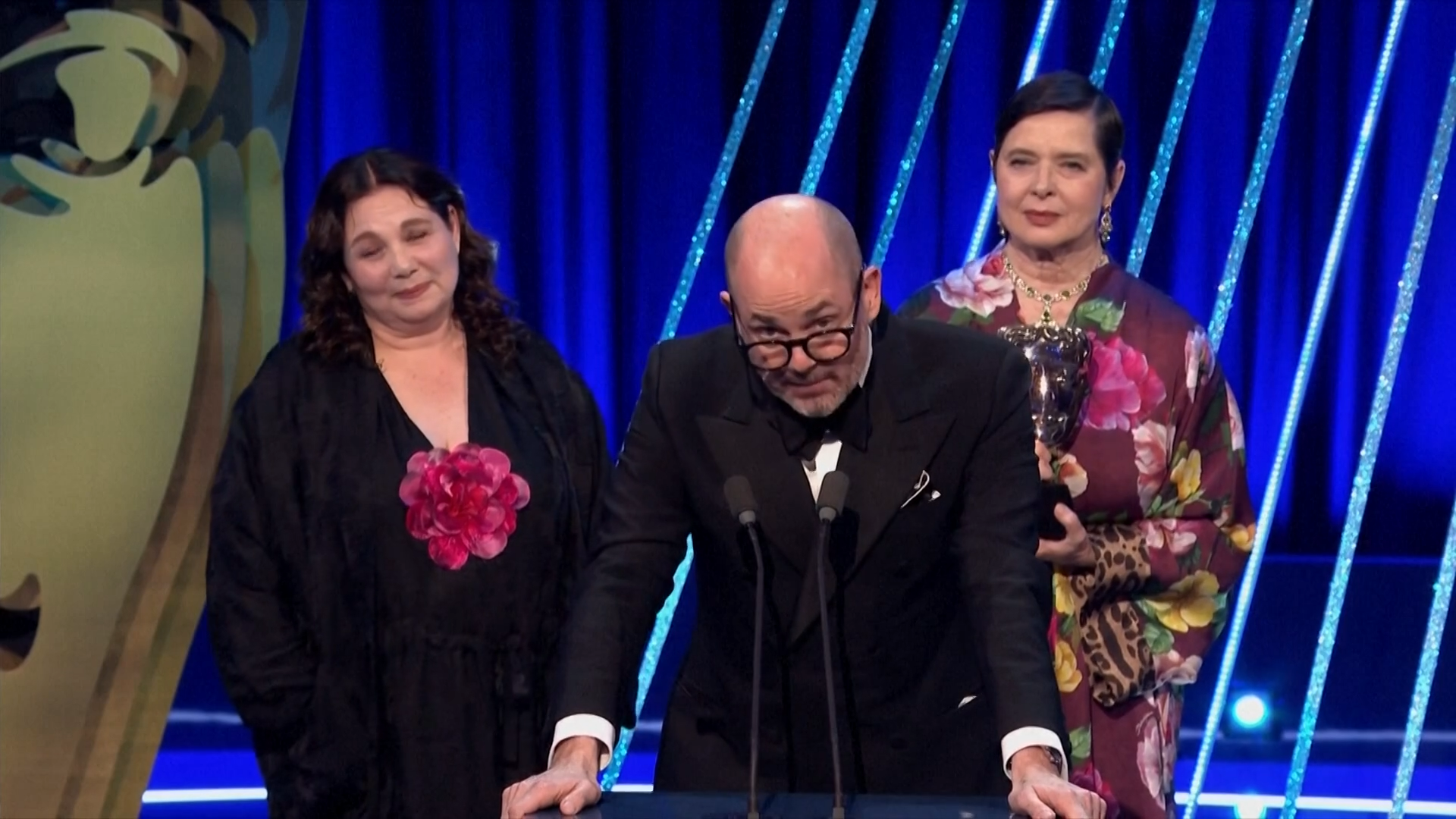 Ophef op sociale media na toespraak Elon Musk: suggestieve groet met ...