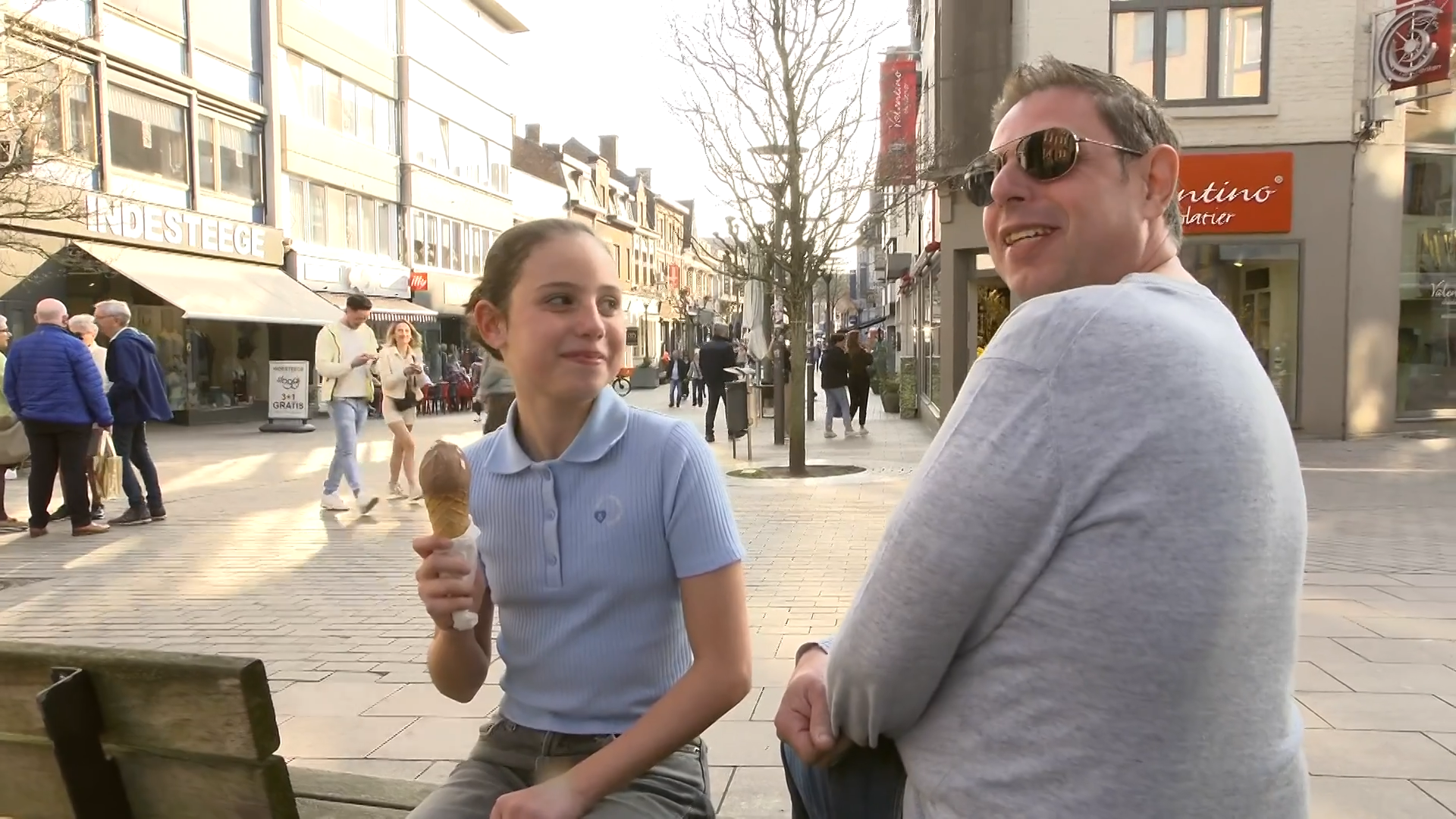 Adil El Arbi komt 7 jaar na "Patser" met vervolgfilm "Patsers" | VRT NWS: nieuws