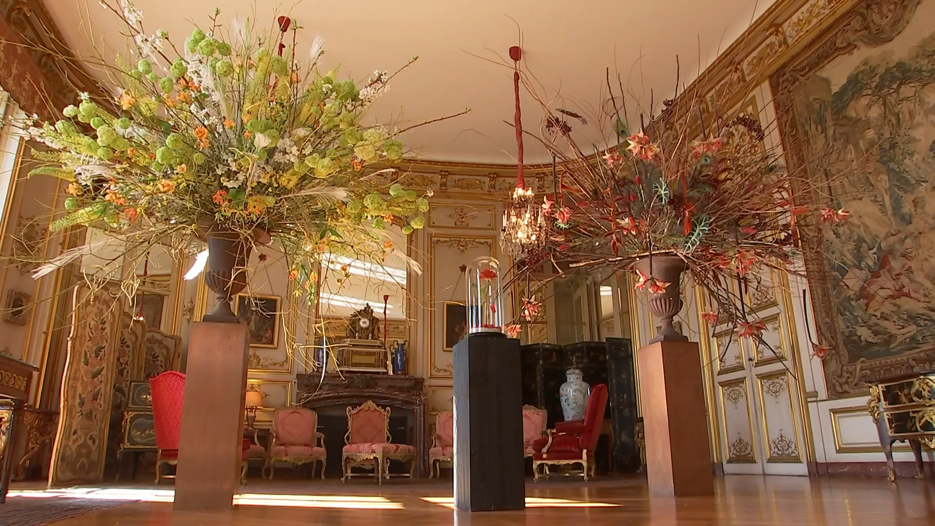 "Je ziet zijn haar, maar hij heeft geen gelaat meer": Marijn Trio kijkt ...