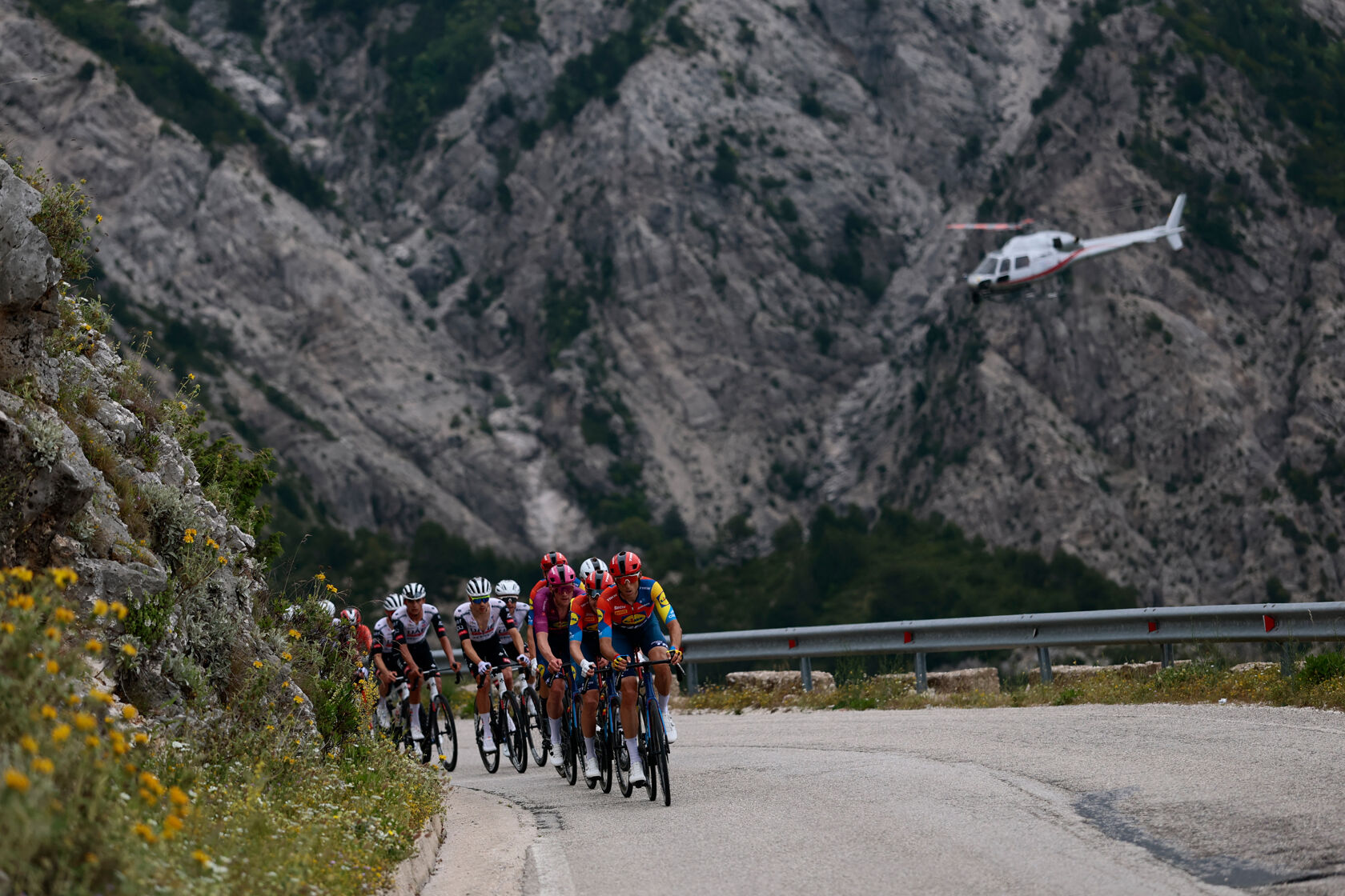 Sporza: Giro magazine - zondag 11 mei 2025 om 20:00 | VRT MAX