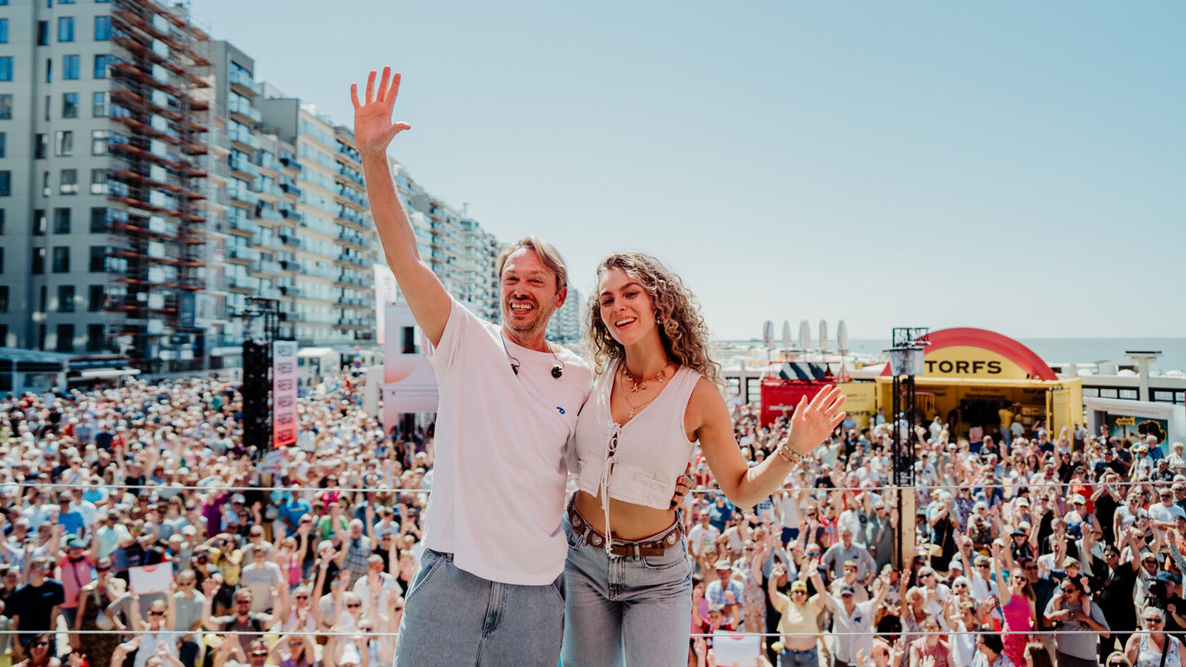 Live bij Radio 2 Aan Zee - vrijdag 11 juli 2025 om 20:30 | VRT MAX