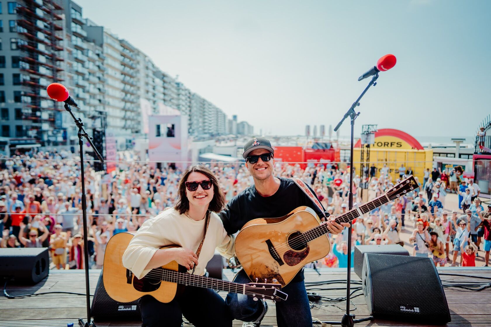 Live bij Radio 2 Aan Zee - vrijdag 8 augustus 2025 om 17:00 | VRT MAX