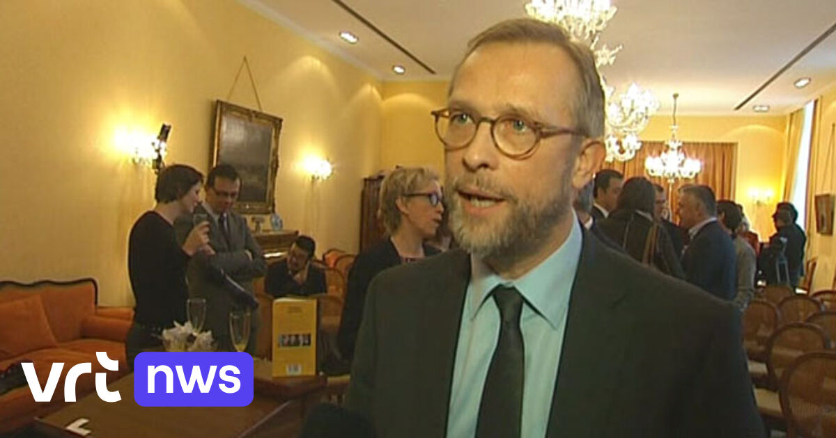 Ivan De Vadder publie "La parabole du bonnet d’âne" | VRT NWS: le site ...