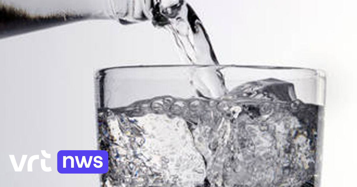 Man zwaargewond na drinken bijtend afwasmiddel in eetcafé in Gent | VRT ...