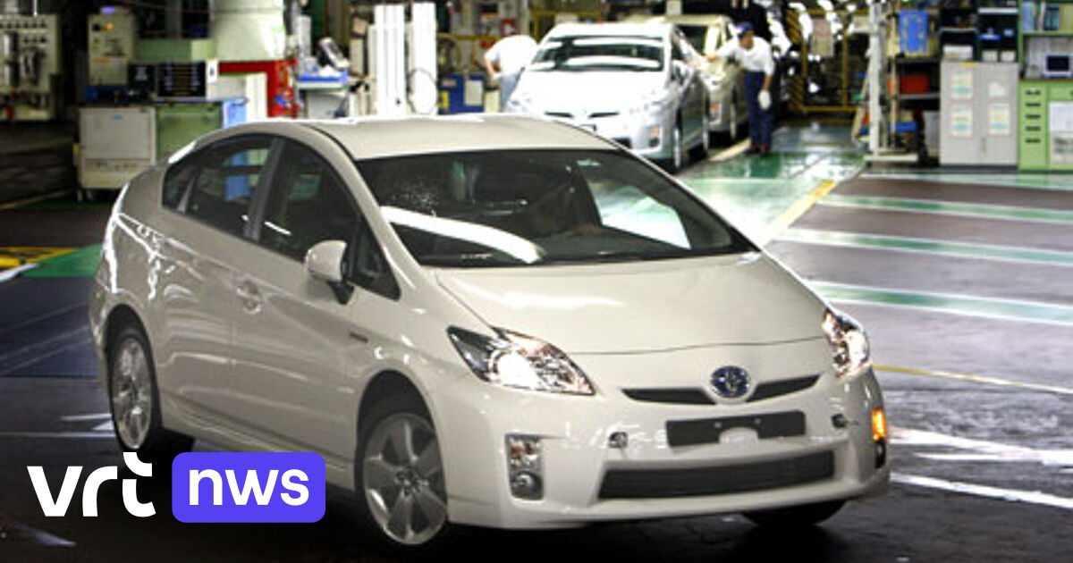 Toyota roept nu ook de Prius terug | VRT NWS Nieuws