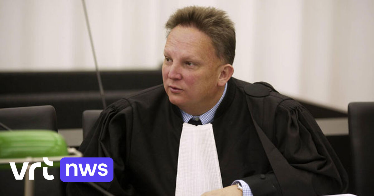 Advocaat Johan Platteau vervangt Jef Vermassen | VRT NWS: nieuws