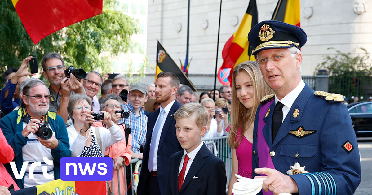 Photo: King Filip arrives at Brussels Cathedral with his children | VRT ...