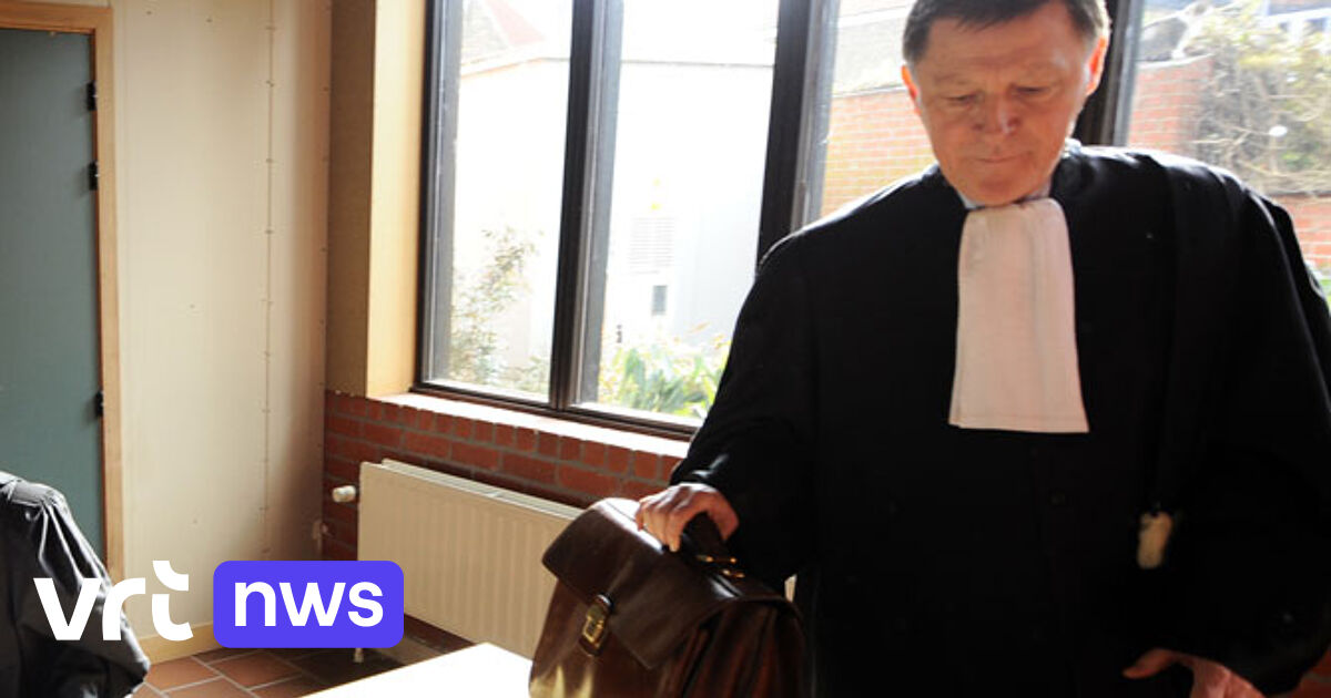 Vermassen trekt zich terug in zaak kasteelmoord | VRT NWS Nieuws