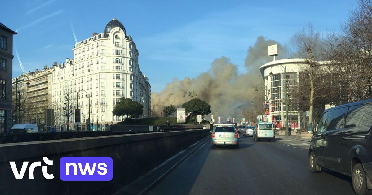 Fire at Brussels furniture warehouse | VRT NWS: news