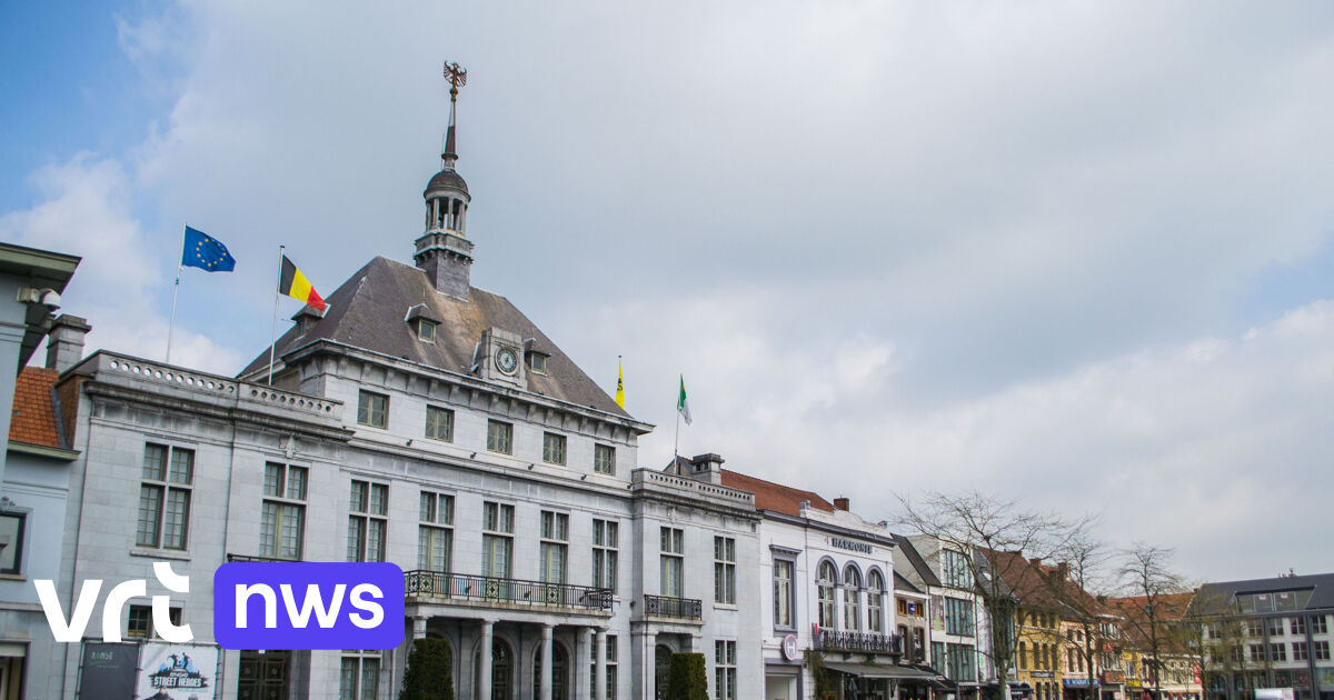 Politie Ronse zoekt beelden van trouwstoet via sociale media | VRT NWS ...