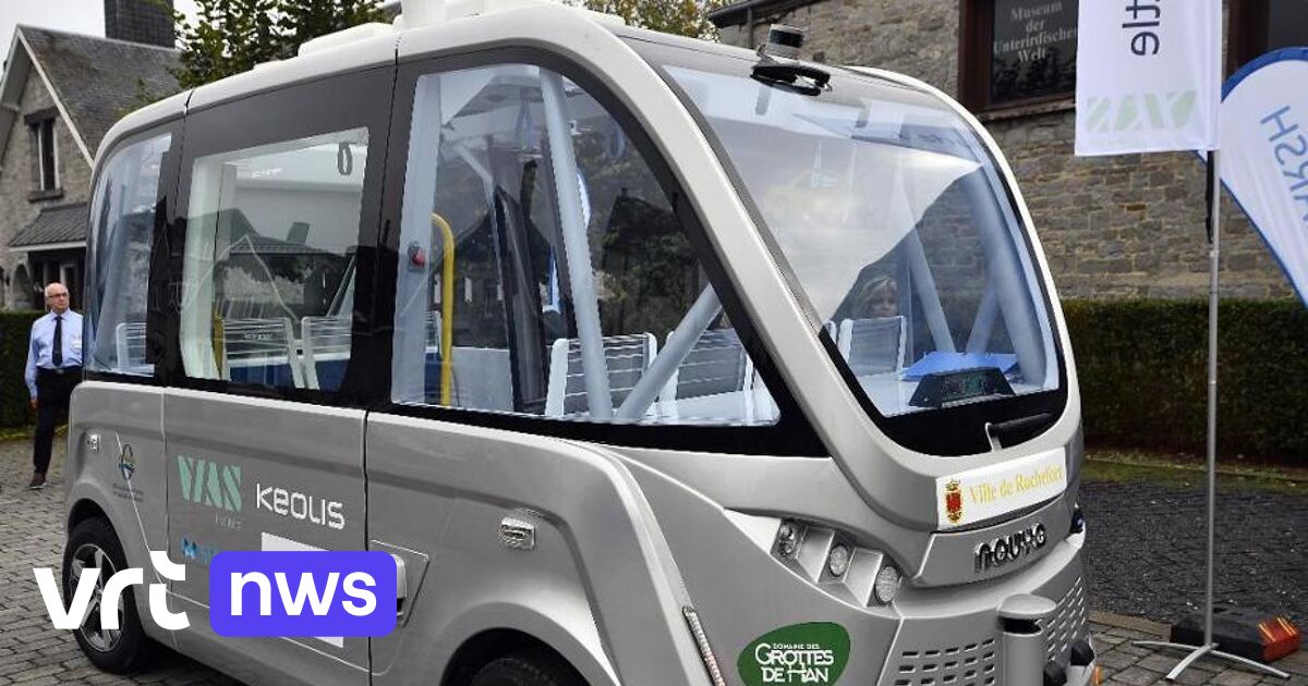 Primeur in ons land: zelfrijdende shuttle brengt bezoekers naar Grotten ...