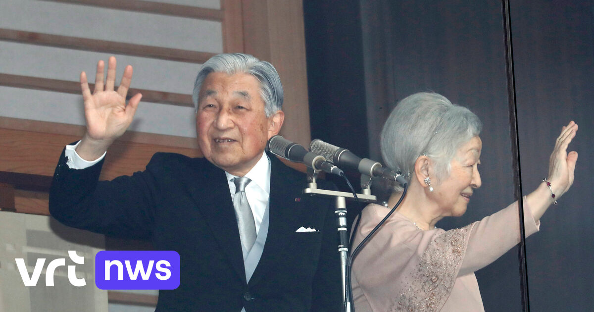 Akihito viert zijn laatste verjaardag als keizer van Japan: "Ik bid ...