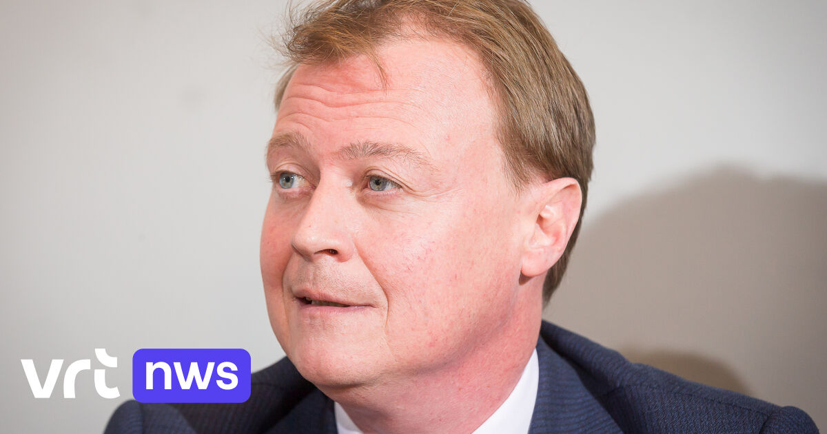 Christophe Peeters gaat Gentse Open VLD tijdelijk leiden | VRT NWS: nieuws