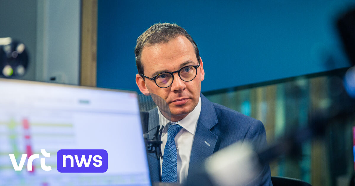 Wouter Beke (CD&V): "1 mei leek wel op Sinterklaas, wie gelooft die ...