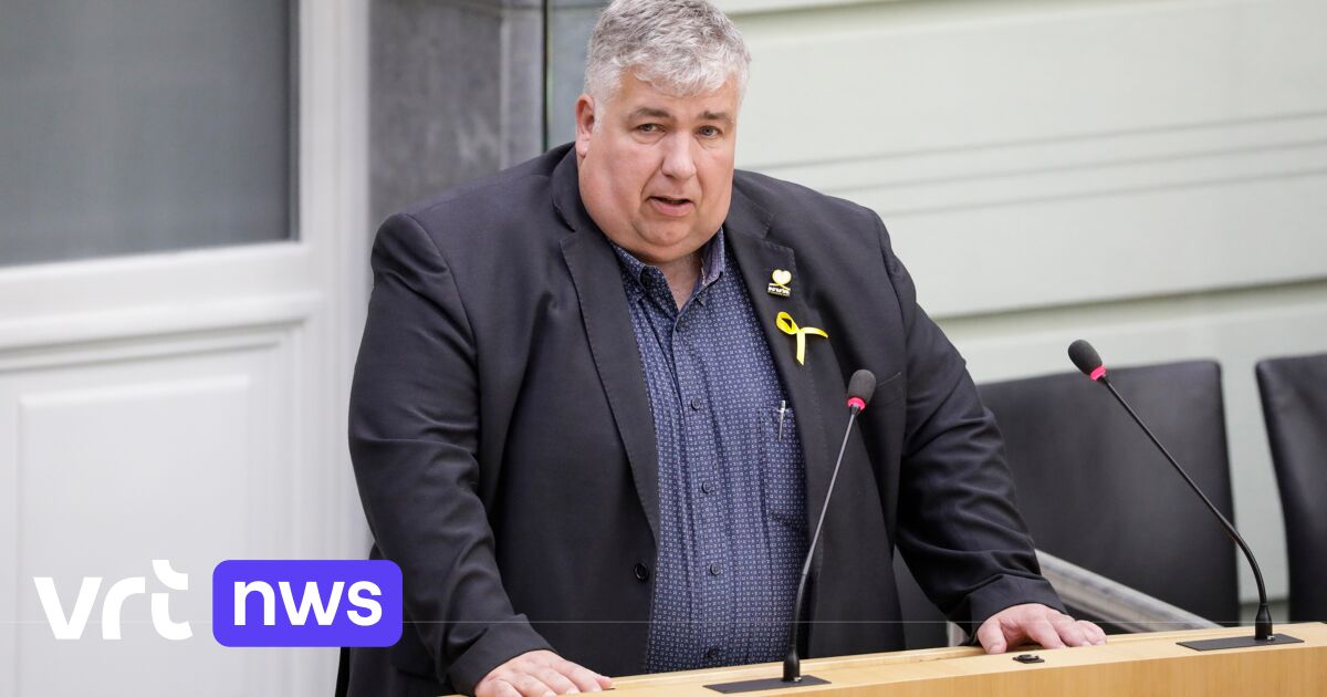 "Geen plaats meer voor grijzende man met overgewicht": afscheidnemend ...