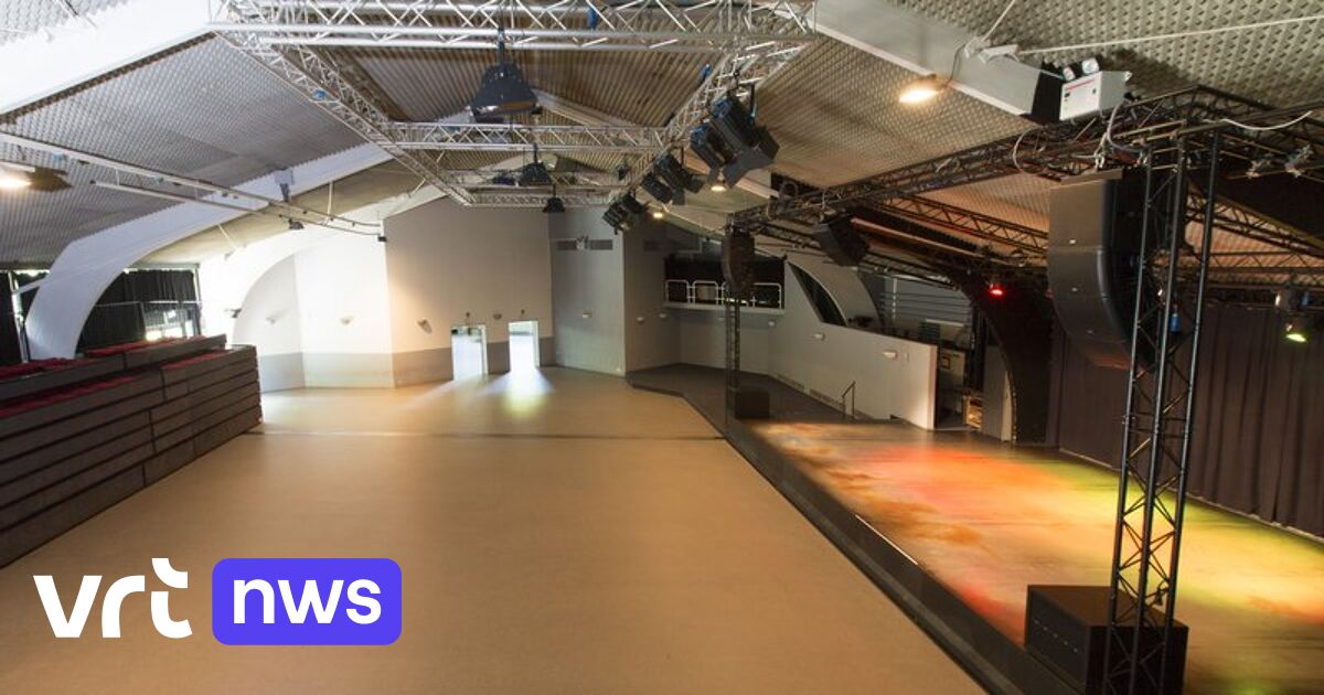 Ruiterhal in Brasschaat gesloten door stabiliteitsproblemen | VRT NWS ...