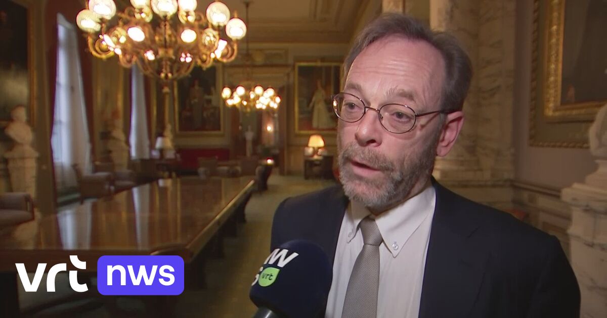 Peter De Roover (N-VA): "Noodregering zou vreemd zijn, maar als er een ...