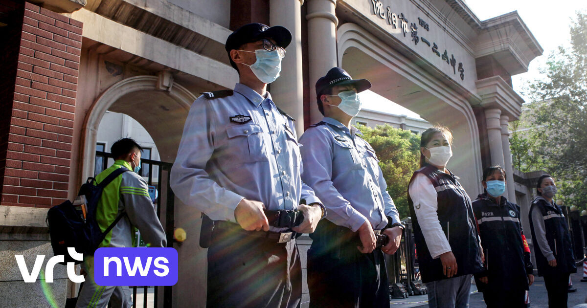 Meer dan 40 gewonden bij mesaanval op basisschool in China | VRT NWS Nieuws