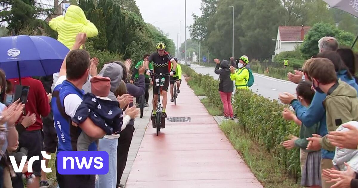 Man breekt wereldrecord elliptisch fietsen in Haacht | VRT NWS Nieuws